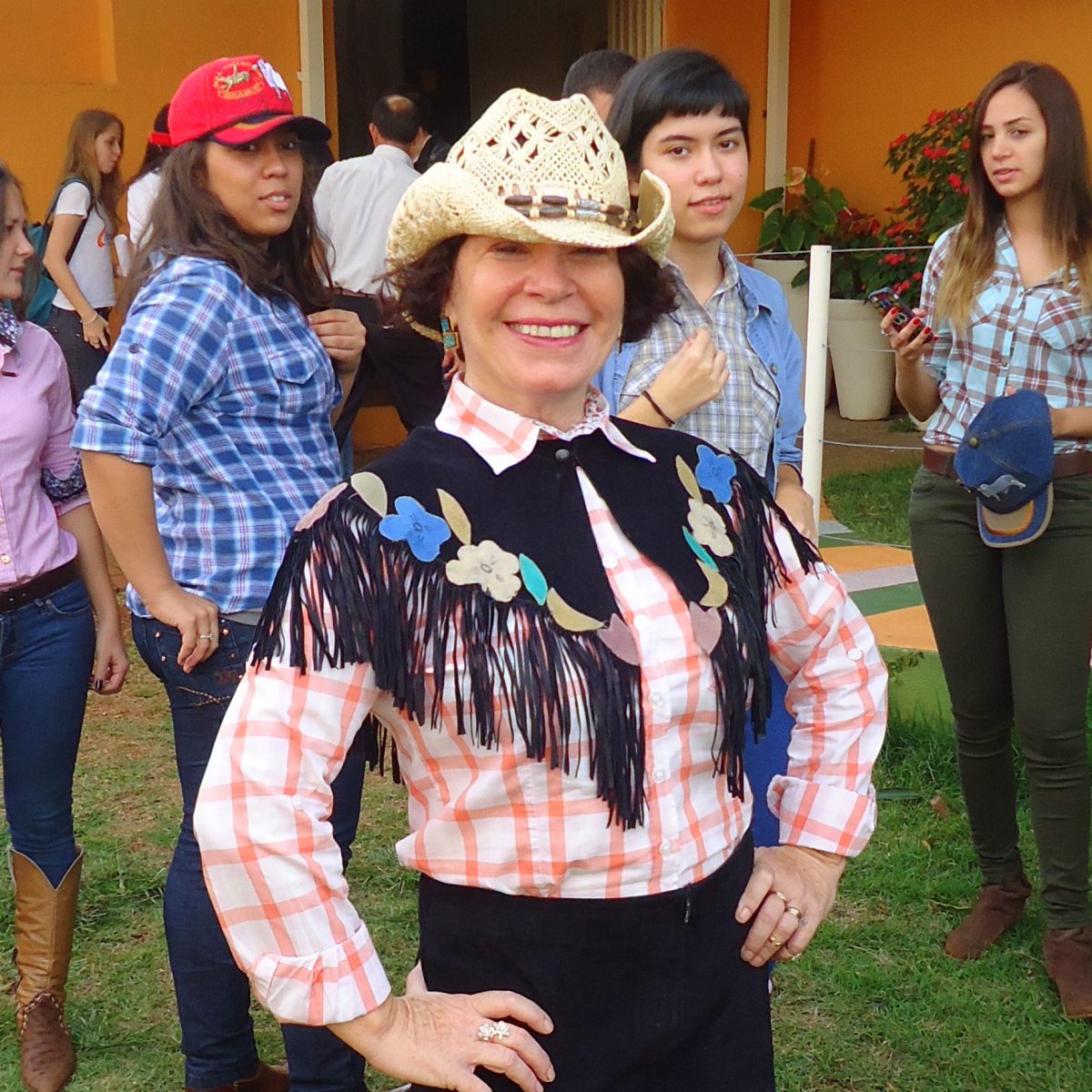 3ª Série do Ensino Médio realiza trote Country no Colégio Innovativo ...